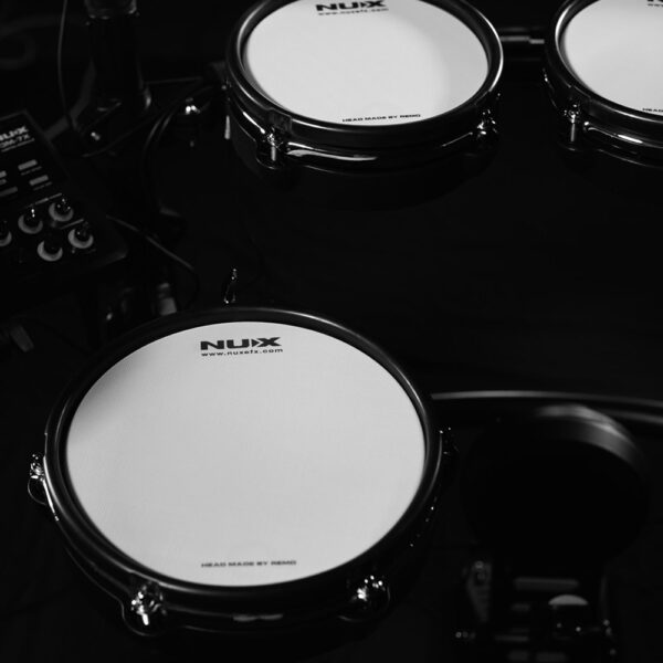 DM-7X - NUX Audio